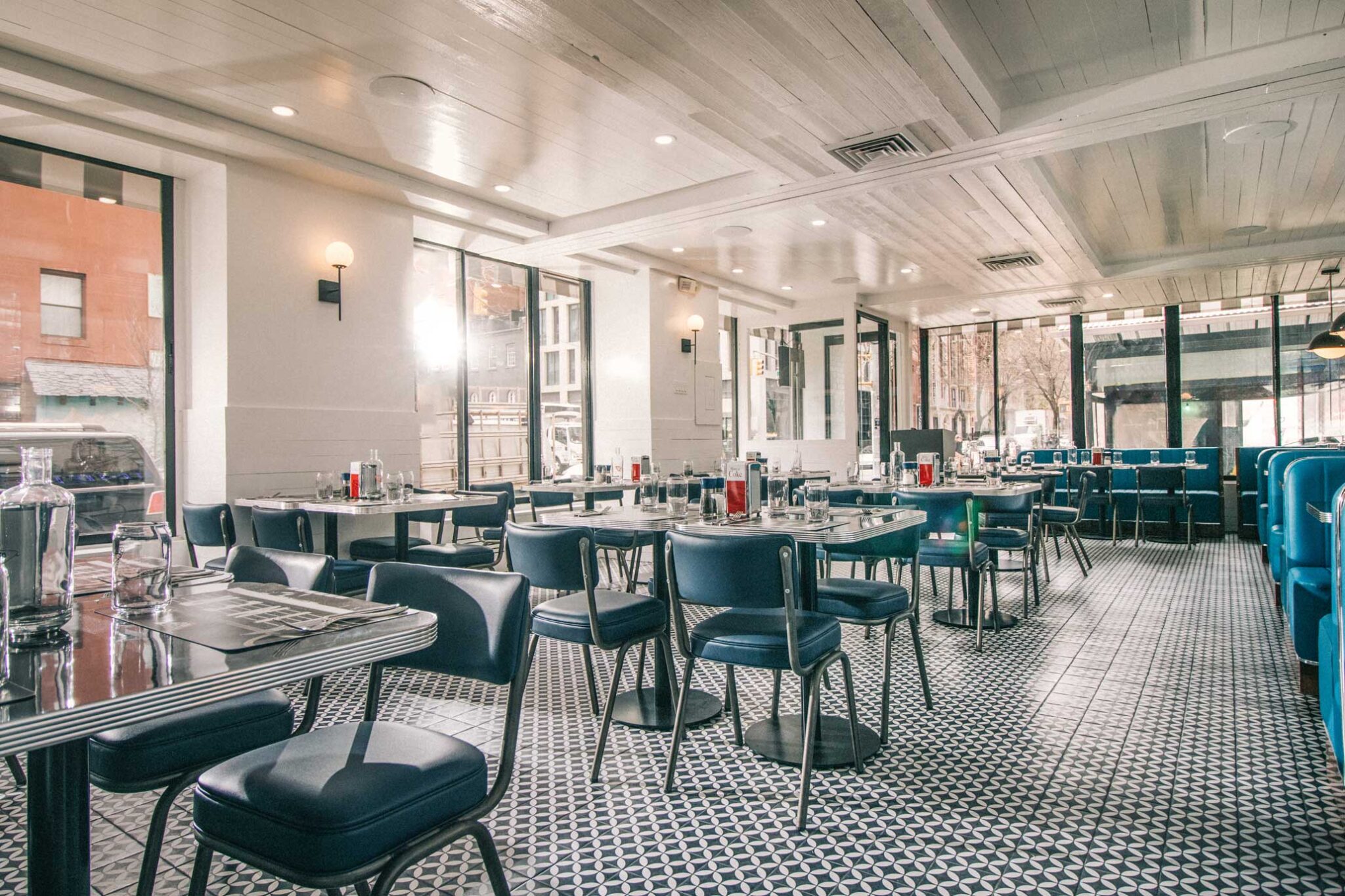 Visit Diner 24 NYC | Near Grand Central Terminal